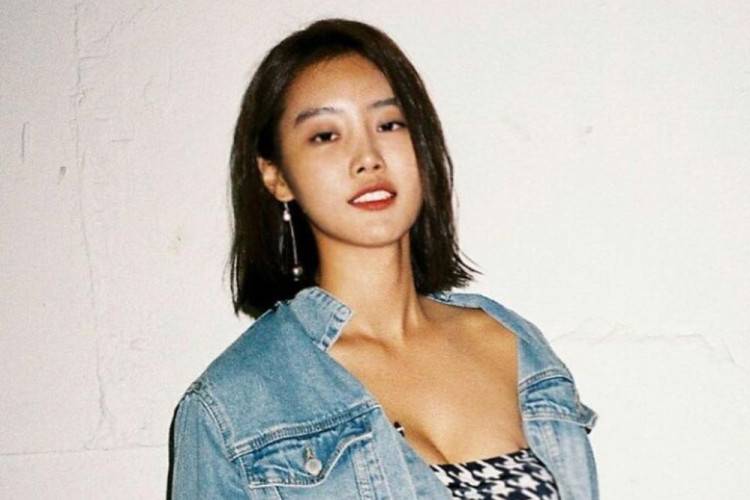 Potret Kang So Yeon, Disebut Tak Sesuai Standar Kecantikan Potret Kang So Yeon, Disebut Tak Sesuai Standar Kecantikan